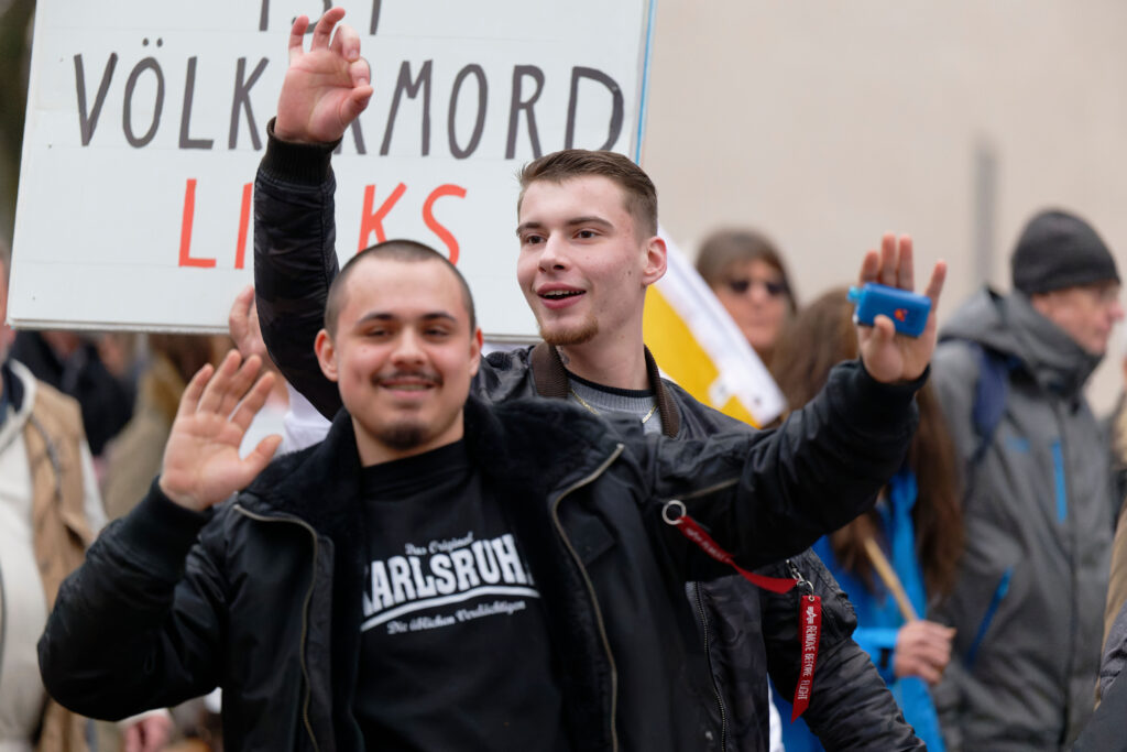Extrem rechte Demonstration in Aschaffenburg | dokunetzwerk rhein-main